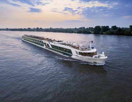 Amadeus River Cruising | Amadeus River Cruises